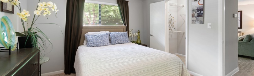 Available 1 or 2 bedroom apartments in Decatur, GA | Valley Brook Crossing